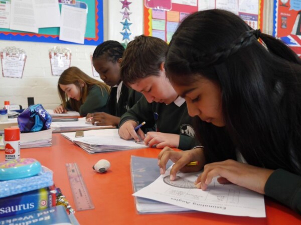 Year 6 - Knaphill Federation of Schools