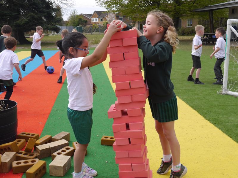 Staff - Knaphill Federation of Schools